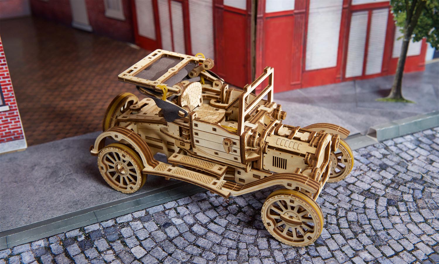 Retro Car UGR-T Mechanical Model Kit for Sale | UGears US – Ukidz Toys